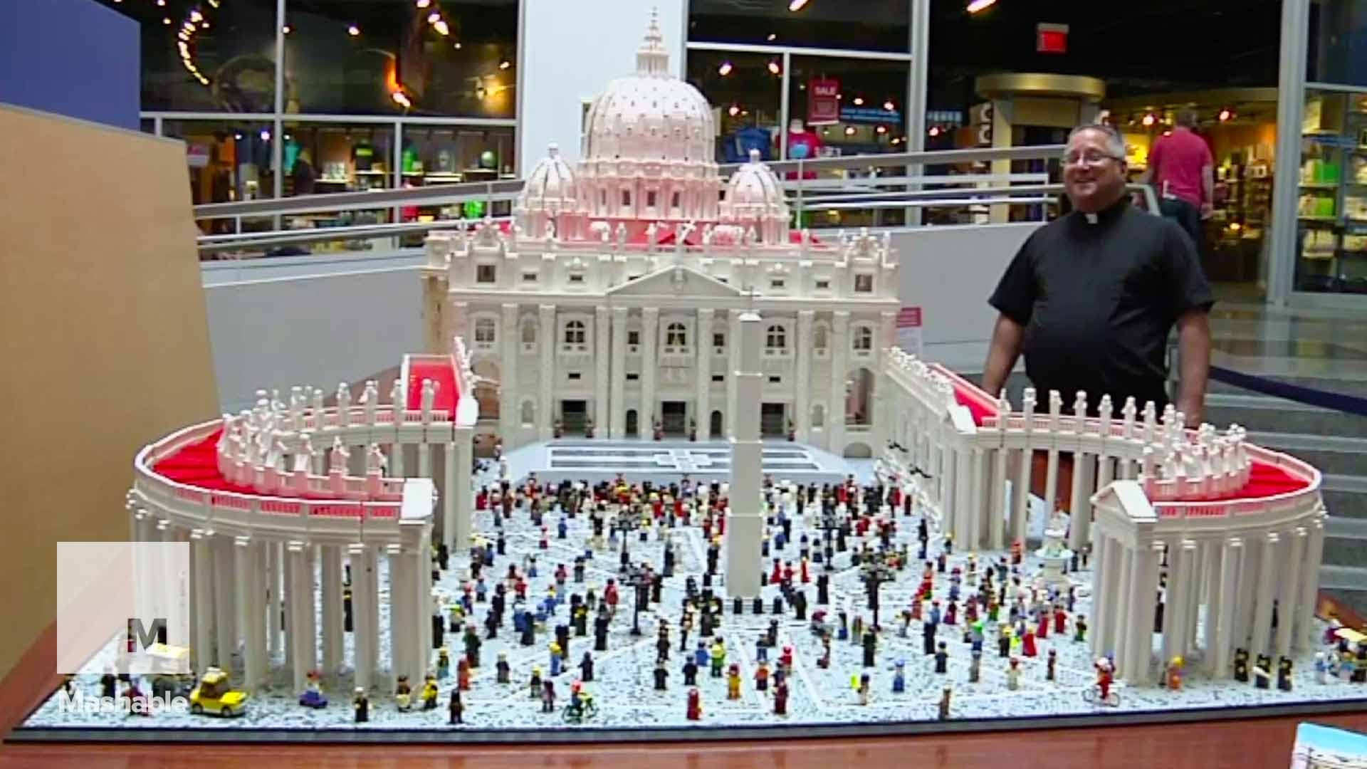 Papa Francesco con i Lego - Messaggero dei Ragazzi